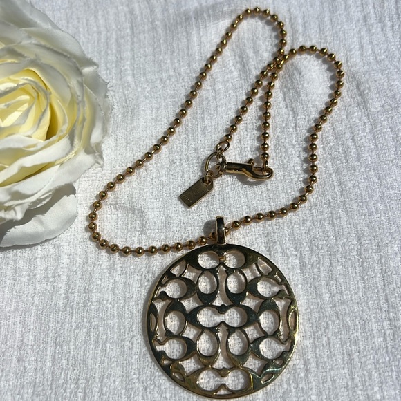 Coach | Jewelry | Coach Vintage Beautiful Signature C Gold Plated ...